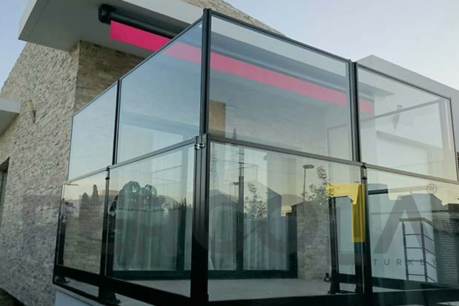 Motorized Wind Breaker System | PERGOLA TURKEY